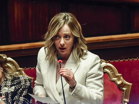 Sondaggi Politici Tornano A Salire Fiducia Nel Governo Meloni E