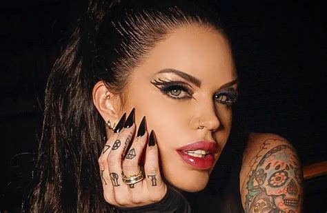 Quién es Sofía Clérici La modelo que se mostró con Martín Insaurralde
