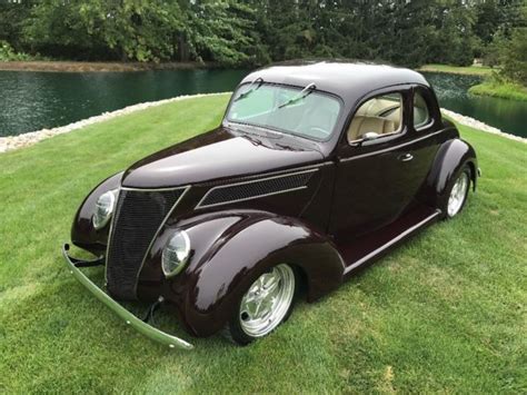 1937 Ford Coupe Hot Rod Street Rod Goodguys Award Winner For Sale