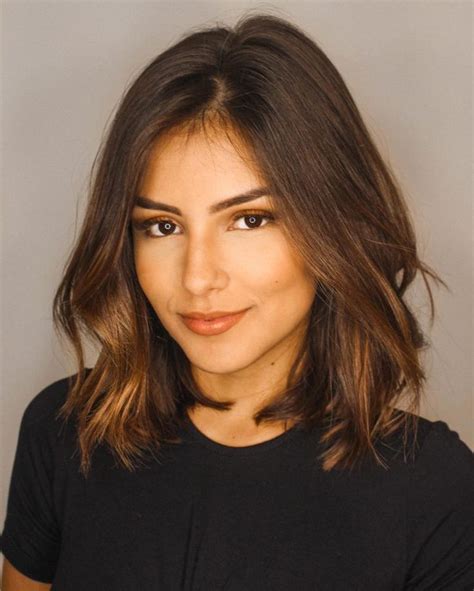 40 fotos de cabelo médio repicado para inspirar sua mudança de visual