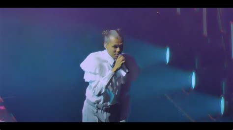 4K 221026 Alors On Danse Stromae LIVE Multitude Tour San