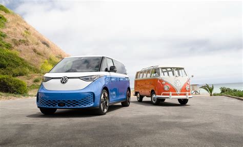 Seat Vw Id Buzz Debuts In The Us Bigger More Powerful And With