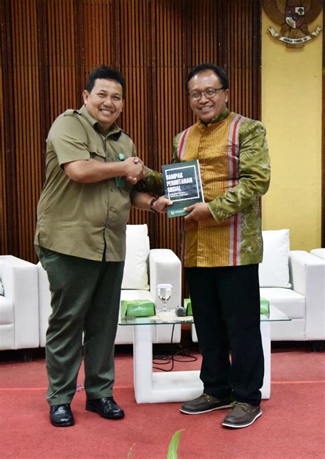 PPID Kementrian Lingkungan Hidup Dan Kehutanan Dampak Hutan Sosial
