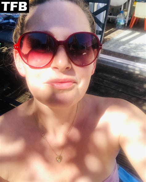 Olivia Lee Olivialee7 Olivialee Uk Olivialeetv Nude Leaks