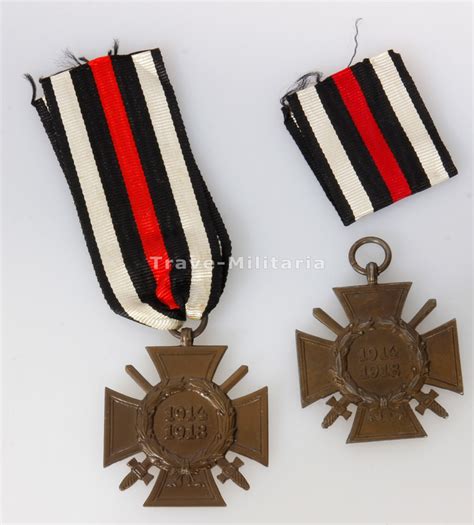 2x Ehrenkreuz für Frontkämpfer Archiv Trave Militaria Orden und