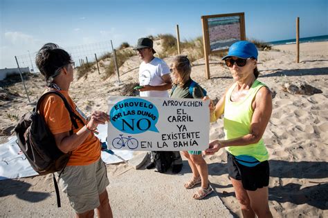 Los Ecologistas Refuerzan Sus Protestas En Cortadura Tras El Apoyo De