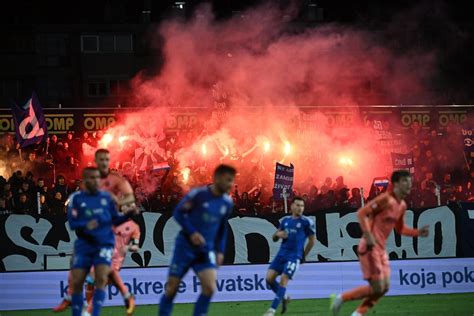 Slobodna Dalmacija Dinamo zbog zabranjenog križa i ubij tovara mora