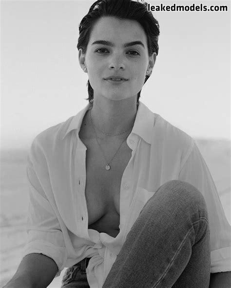 Brianna Hildebrand Briannahilde Nude Leaks OnlyFans Photo 10