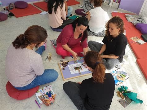 Formación Arteterapia Gestalt Cat Capability Art Therapy Psicoarte