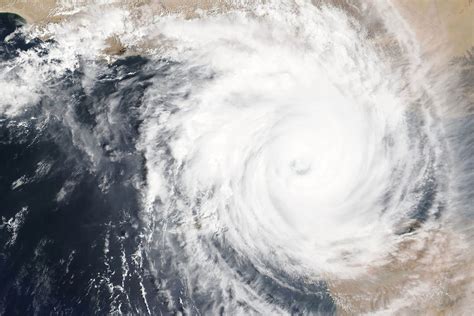 Ciclone extratropical pode trazer ventania e temporais para a região