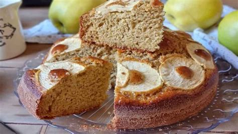 Gâteau aux pommes et à la ricotta sans beurre doux et très parfumé
