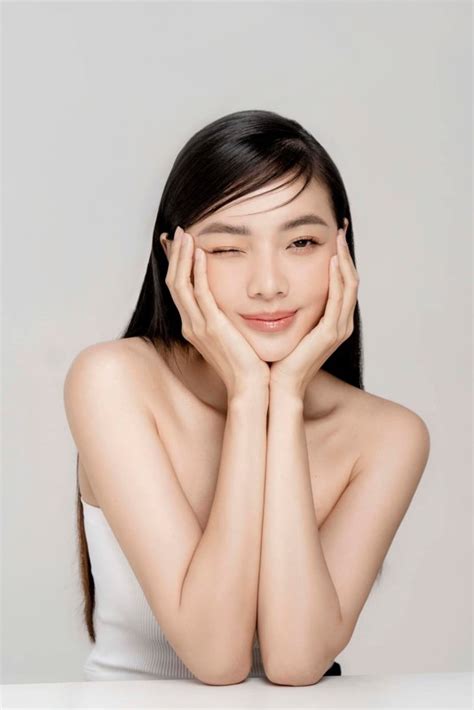 Dàn nữ tiếp viên hàng không Việt nổi như cồn vì quá xinh đẹp Daily News