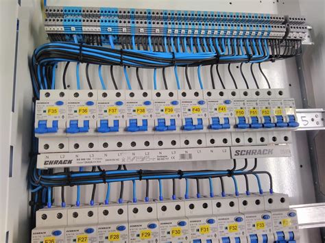 Rozdzielnie Elektryczne Elnis Maciej Krupecki