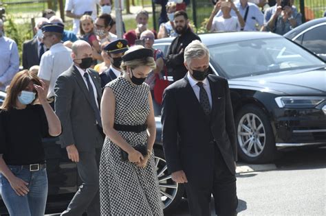 Photo Le Roi Philippe Et La Reine Mathilde De Belgique Rendent