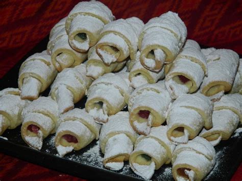 Reteta Culinara Desert Cornulete Cu Rahat Bucataras