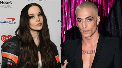 Dove Cameron M Neskin S Damiano David Spotted Kissing On The Beach