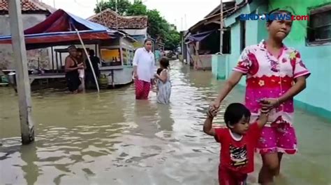 Ratusan Rumah Di Subang Terendam Banjir Akibat Sungai Meluap Video