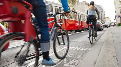 Mobilità sostenibile cos è i progetti gli esempi e gli incentivi per