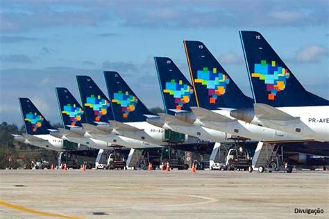 Azul é a companhia aérea maior número de voos e destinos em um