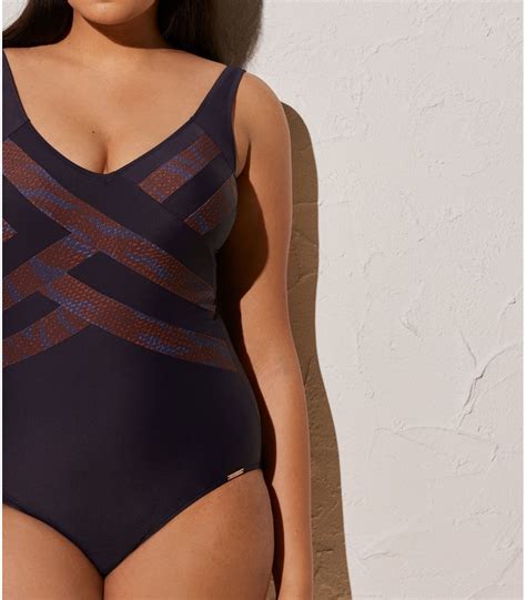 Bañador Reductor YSABEL MORA 82392 B Copa B Colores Negro Tallas 110