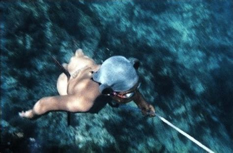 Beautiful Naked Japanese Mermaids The Ama Divers Who Fish In The