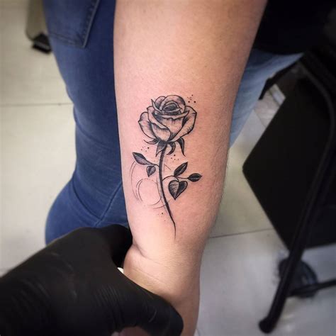 Tatuagens Femininas 100 fotos lindas para se inspirar Questão de
