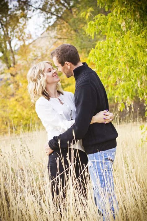 95 Flirty Texts For Her Sweet Messages To Make Her Swoon Artofit