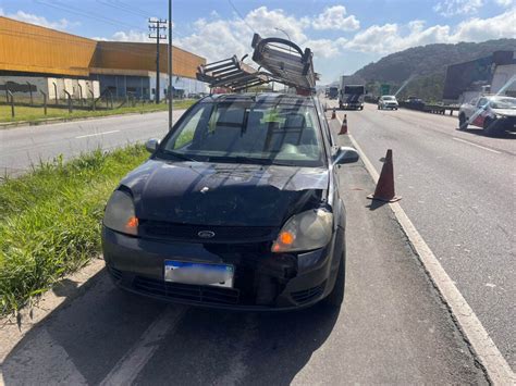 Quatro Ve Culos Se Envolvem Em Engavetamento Na Br Testo Not Cias
