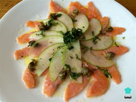 Carpaccio de salmón ahumado y manzana Fácil