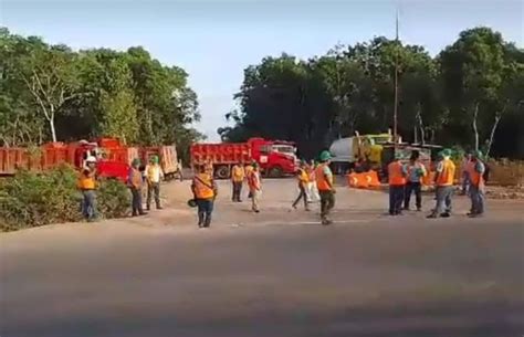 Trabajadores Inconformes Bloquean Tramo Del Tren Maya ContrapuntoNews