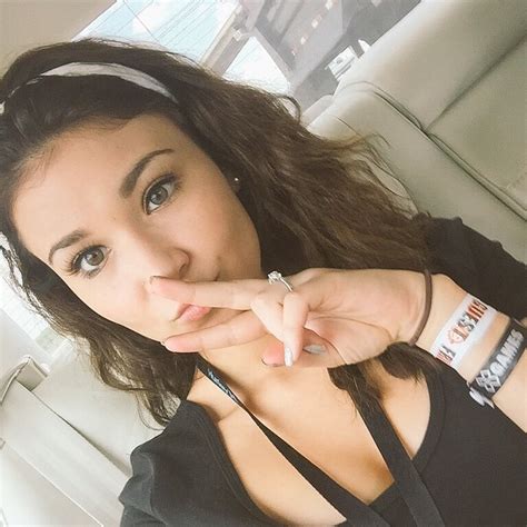 Kenzliee KenZlay Sexy Cleavage Pictures 59 Pics LeakCelebrities