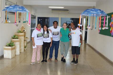 Secretaria De Desenvolvimento Social De Jales Junto Ao CREAS CRAS E