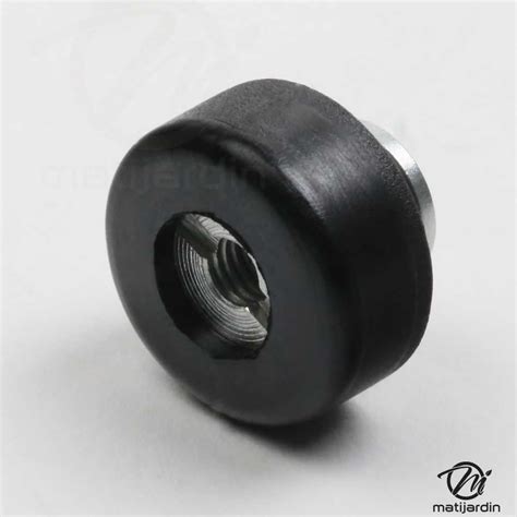 Ecrou carter cylindre pour tronçonneuse Stihl 024 024AV MS240 MS240