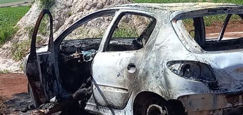Corpo Encontrado Carbonizado Dentro De Carro Na Zona Rural De