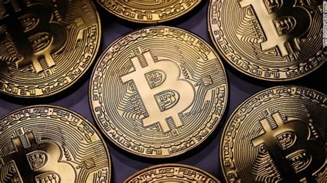 El bitcoin se desplomó más del 50 por debajo de su máximo histórico