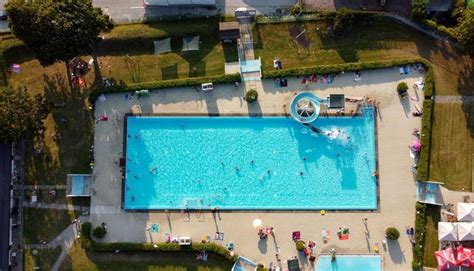 Esta Ciudad Permitir Que Las Mujeres Vayan En Topless A Las Piscinas