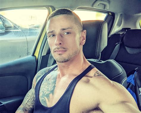 HOTGUYZONE 314K On Twitter RT HotGuyZone The Face The Ass