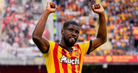 RC Lens Mercato incroyable coup de théâtre pour Danso