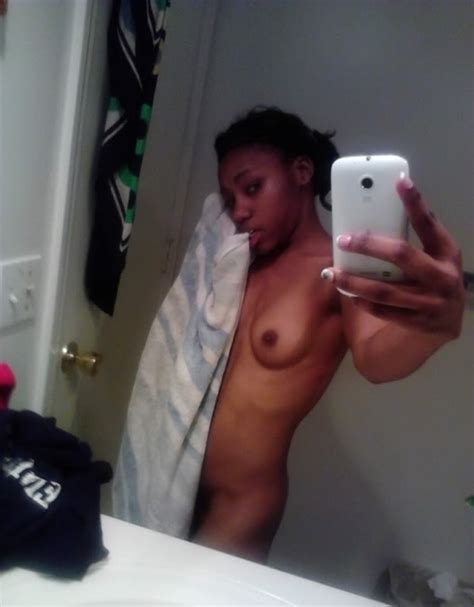 Hot Self Shooters ShesFreaky