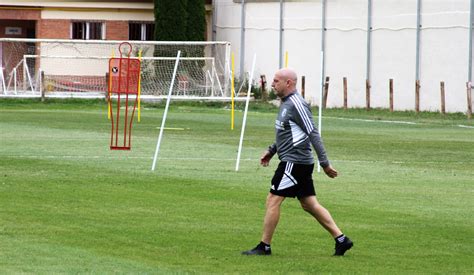 Julián Calero no continuará al frente del Burgos CF Revista Forofos