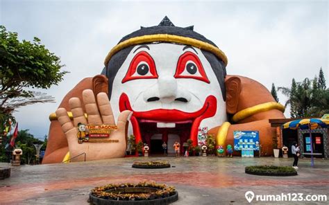 13 Rekomendasi Tempat Wisata Di Malang Raya Yang Wajib Dikunjungi