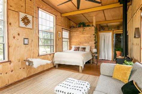 DIY Off Grid Eco Cabin Getaway In Texas