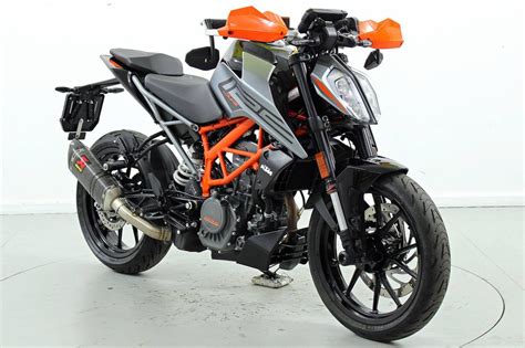 KTM 125 Duke Bis 125 ccm Motorräder Moto Center Winterthur
