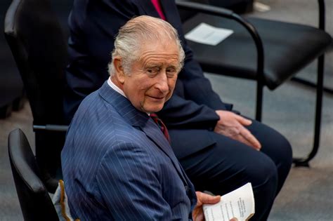 Visite de Charles III en septembre deux étapes à Paris et Bordeaux