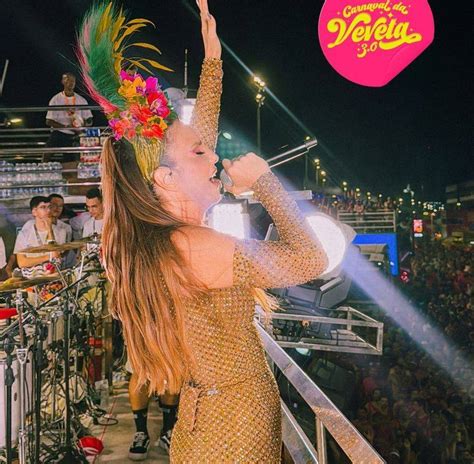 Problemas no trio de Ivete Sangalo Explosão de CO2 deixa dois feridos