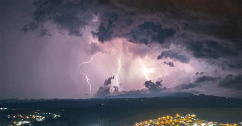 Ciclogênese traz geada ventos de 80 km h e ondas de 3 5m para SC