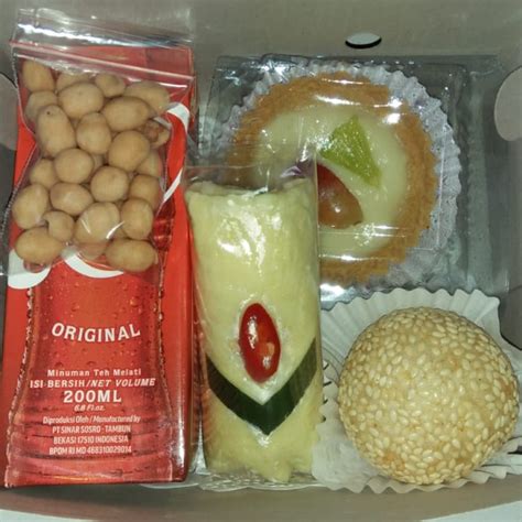 Snack Box Kue Basah