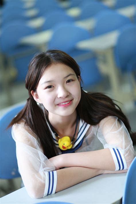 Nude Photo Set Of Chinese Model Youth Cute