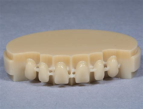 Shandong Huge Dental Multilayer Pmma China Pmma Denture Product And