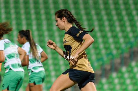 Deneva Cagigas Santos Laguna Vs Pumas Unam J A Liga Mx Femenil